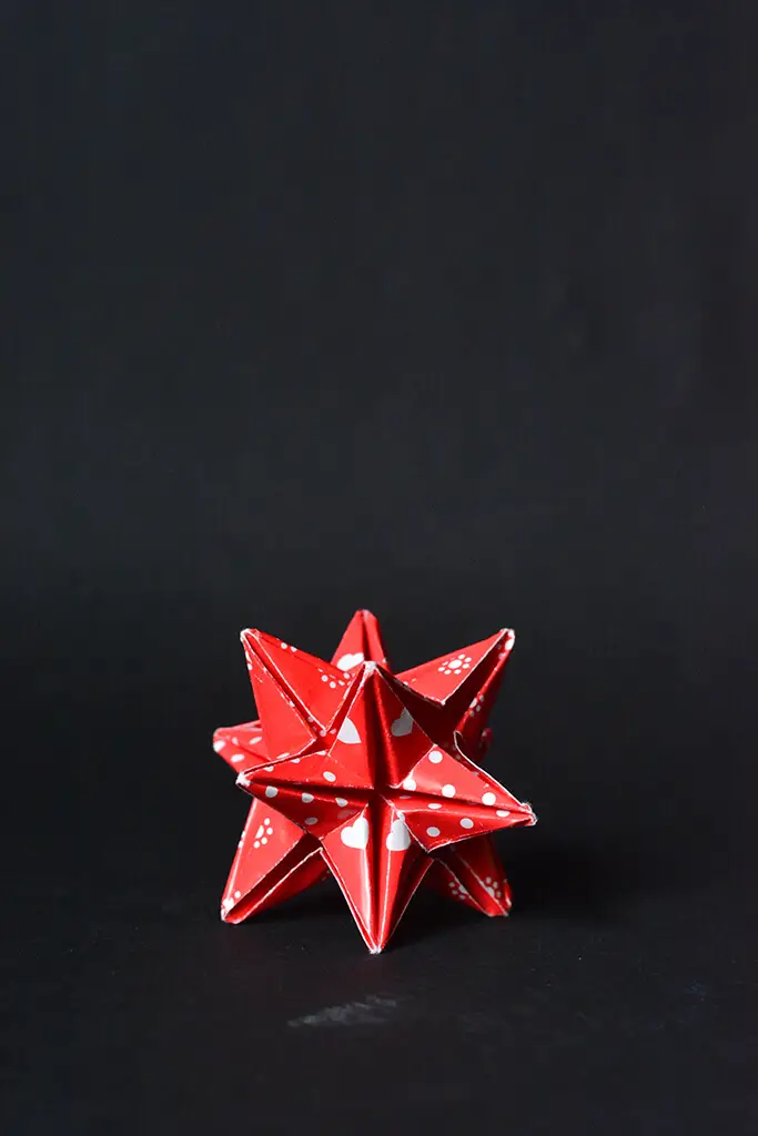 25 Easy Origami Christmas Ornaments Perfect For Your Tree