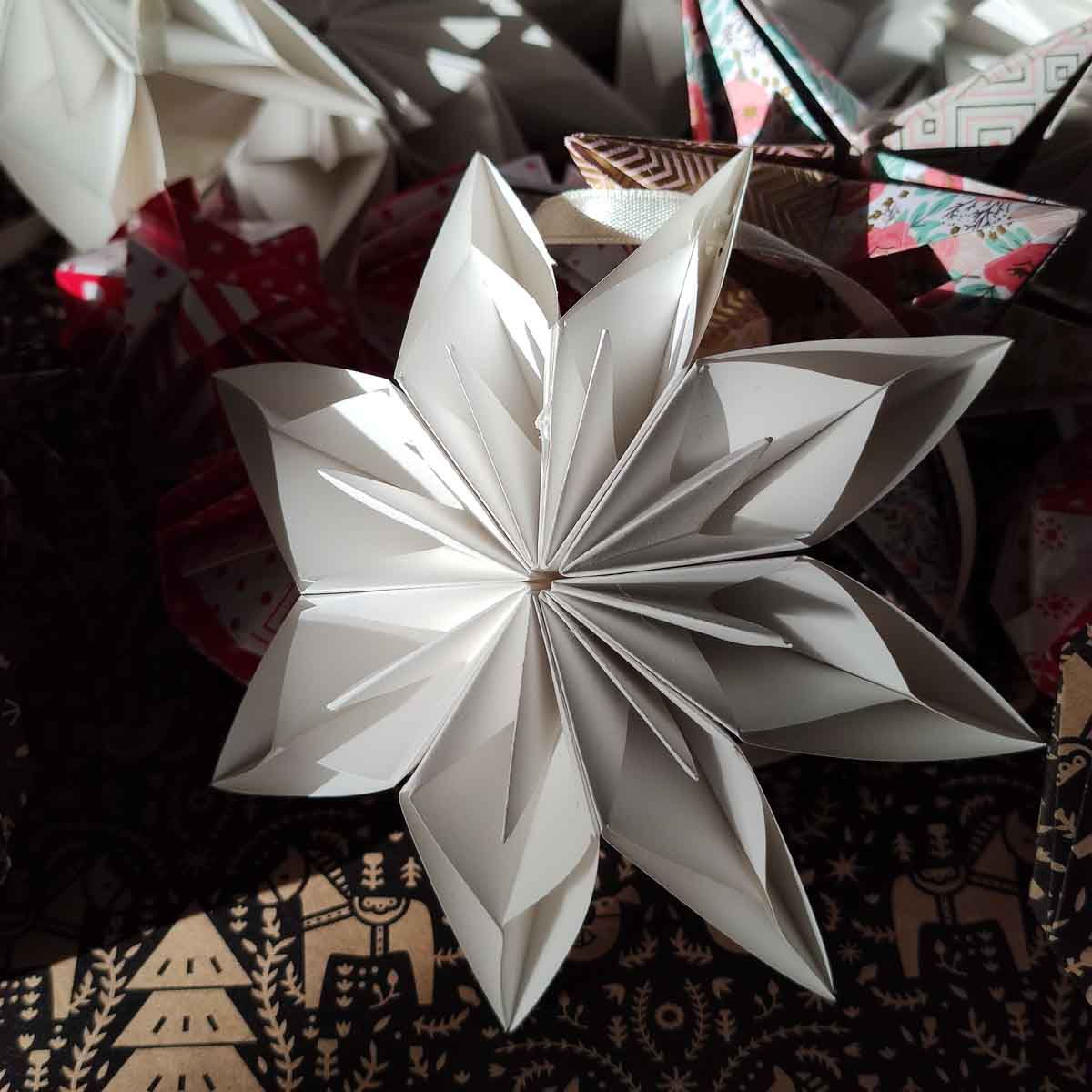 Homemade Origami Christmas Decorations For Our Windows