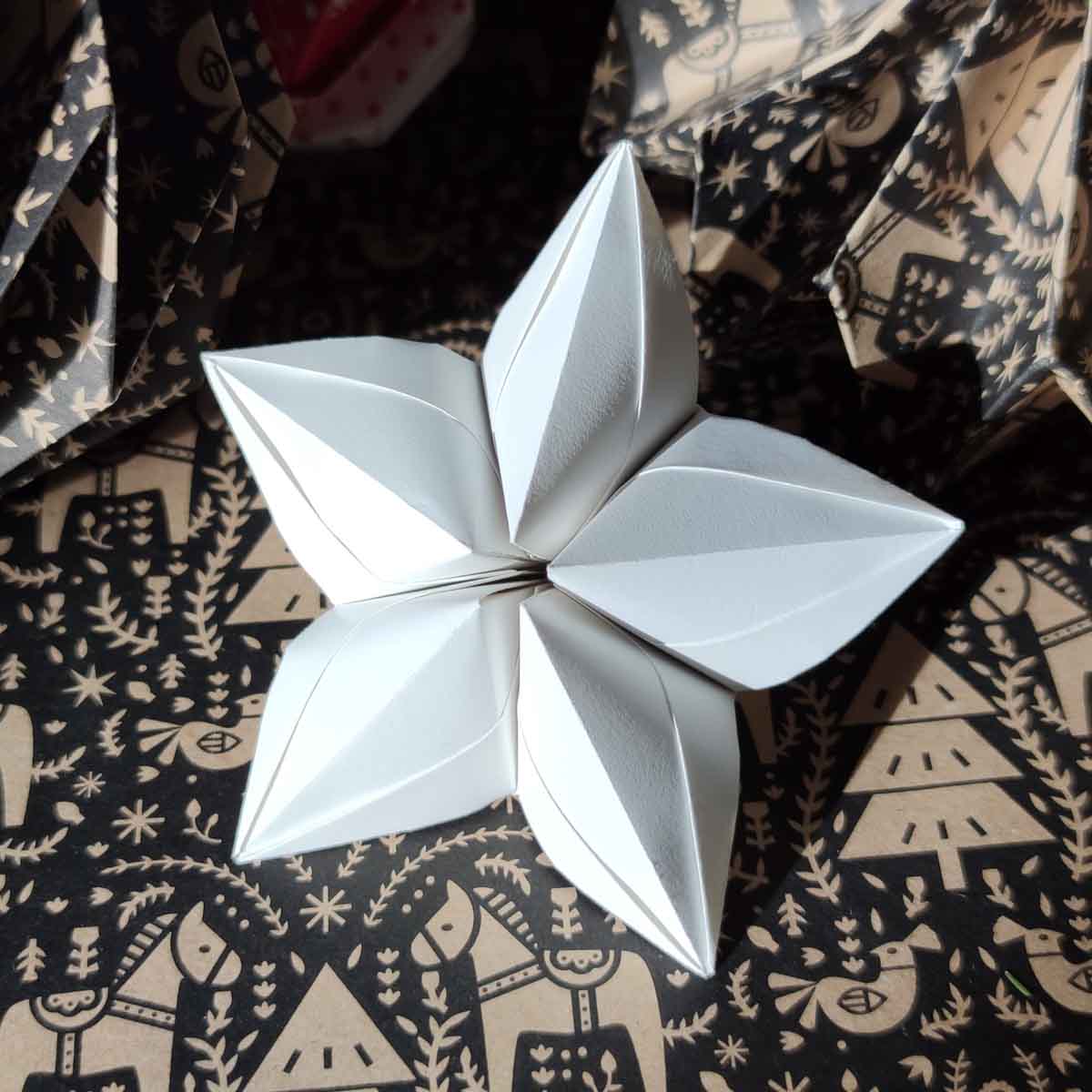 Homemade Origami Christmas Decorations For Our Windows